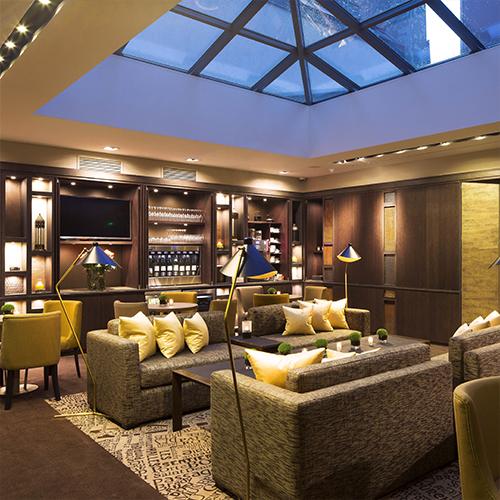 Acta Mobilier Moneteau, Sous-traitance, Agencement, Marque de luxe ...